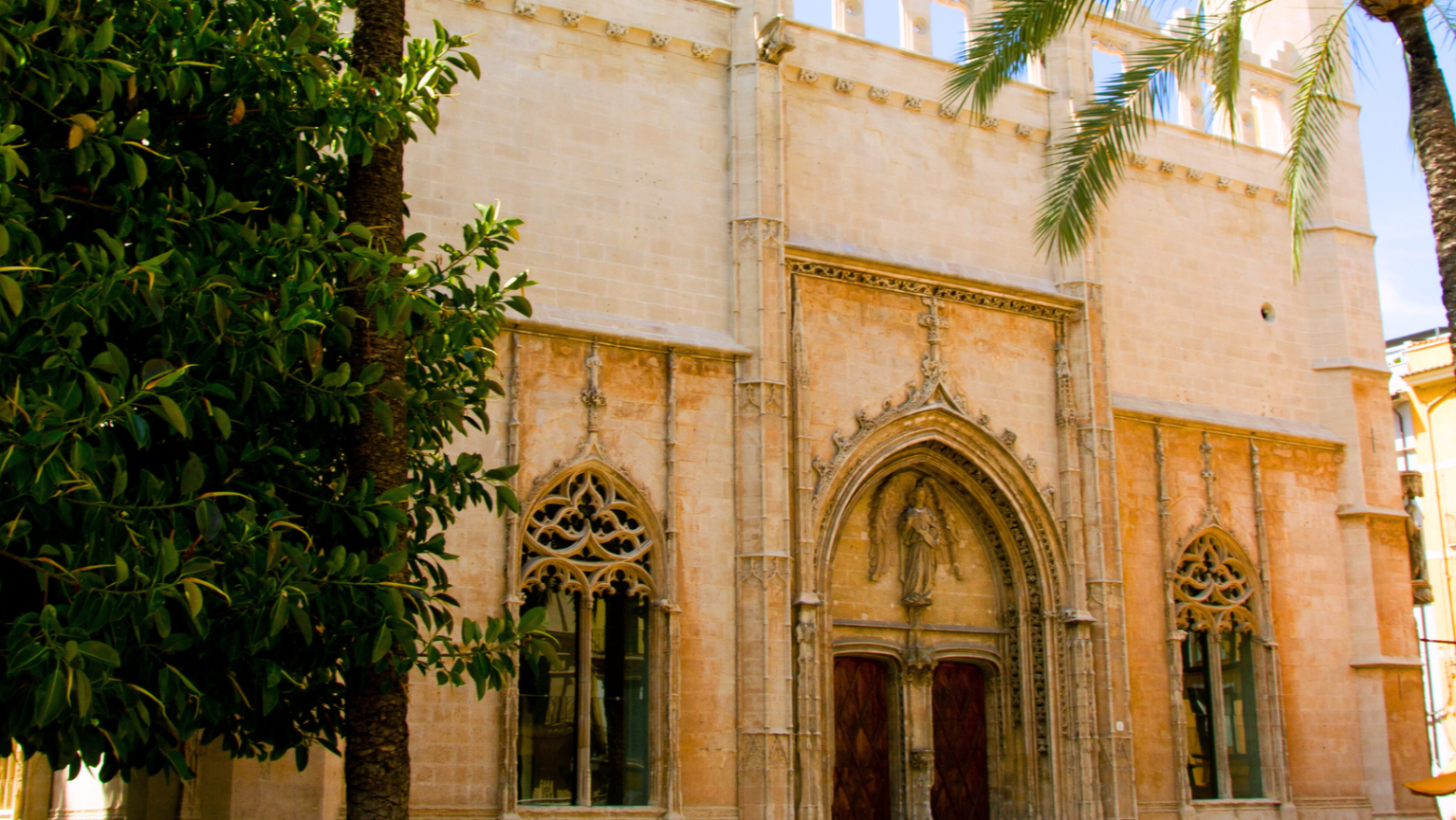 Architectural Wonders: Amazing Palma de Mallorca Buildings to Explore ...